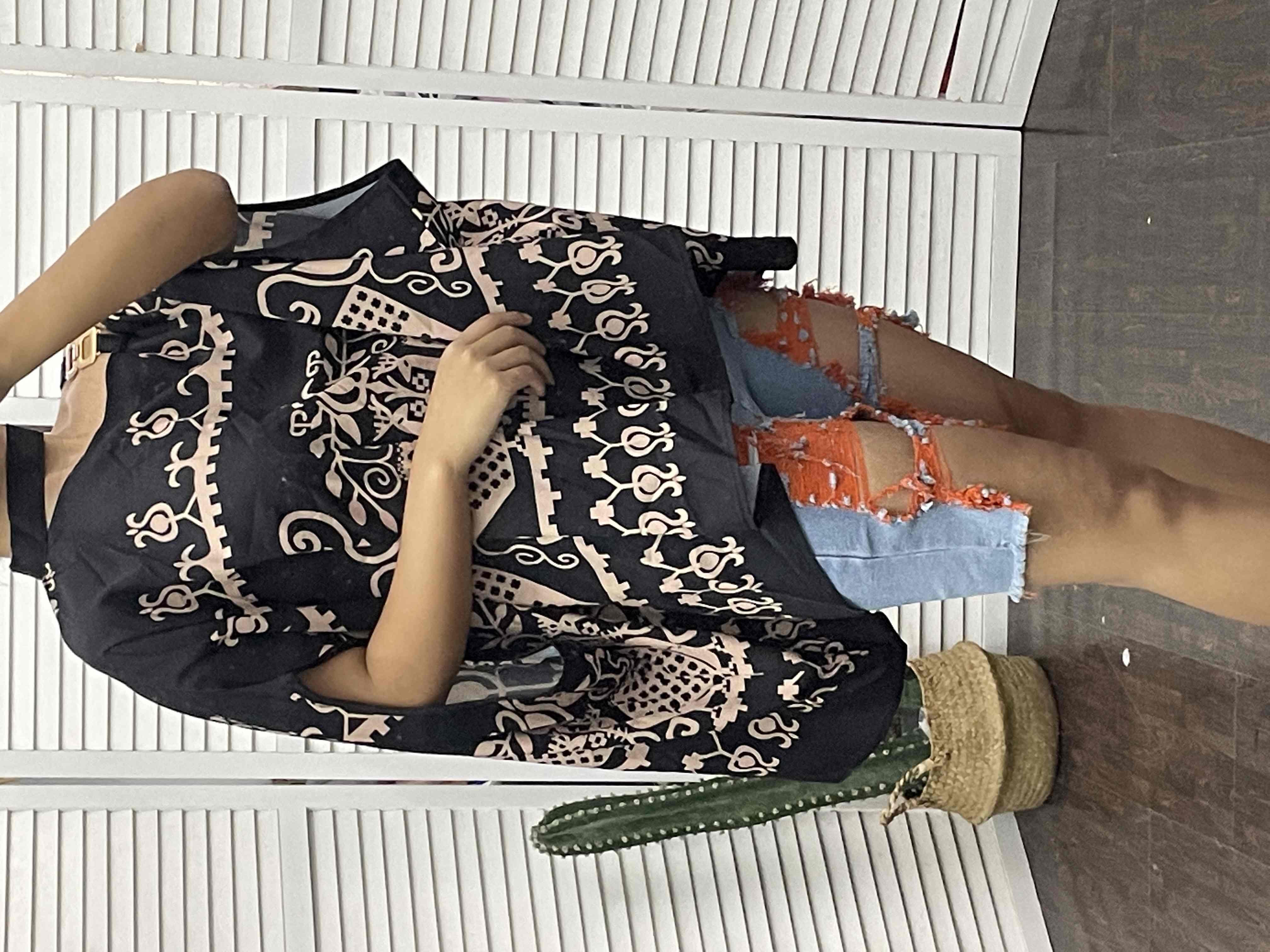 Baroque Print Cold Shoulder Chain Decor Top