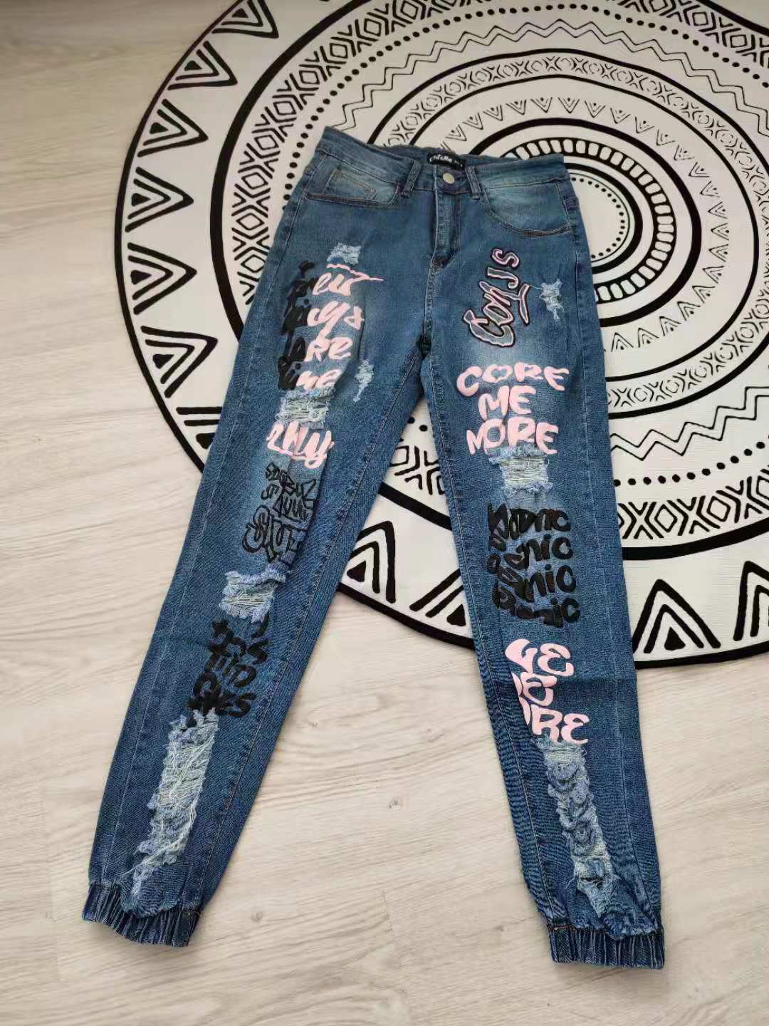 Letter Print Cutout Ripped Cuffed Jeans