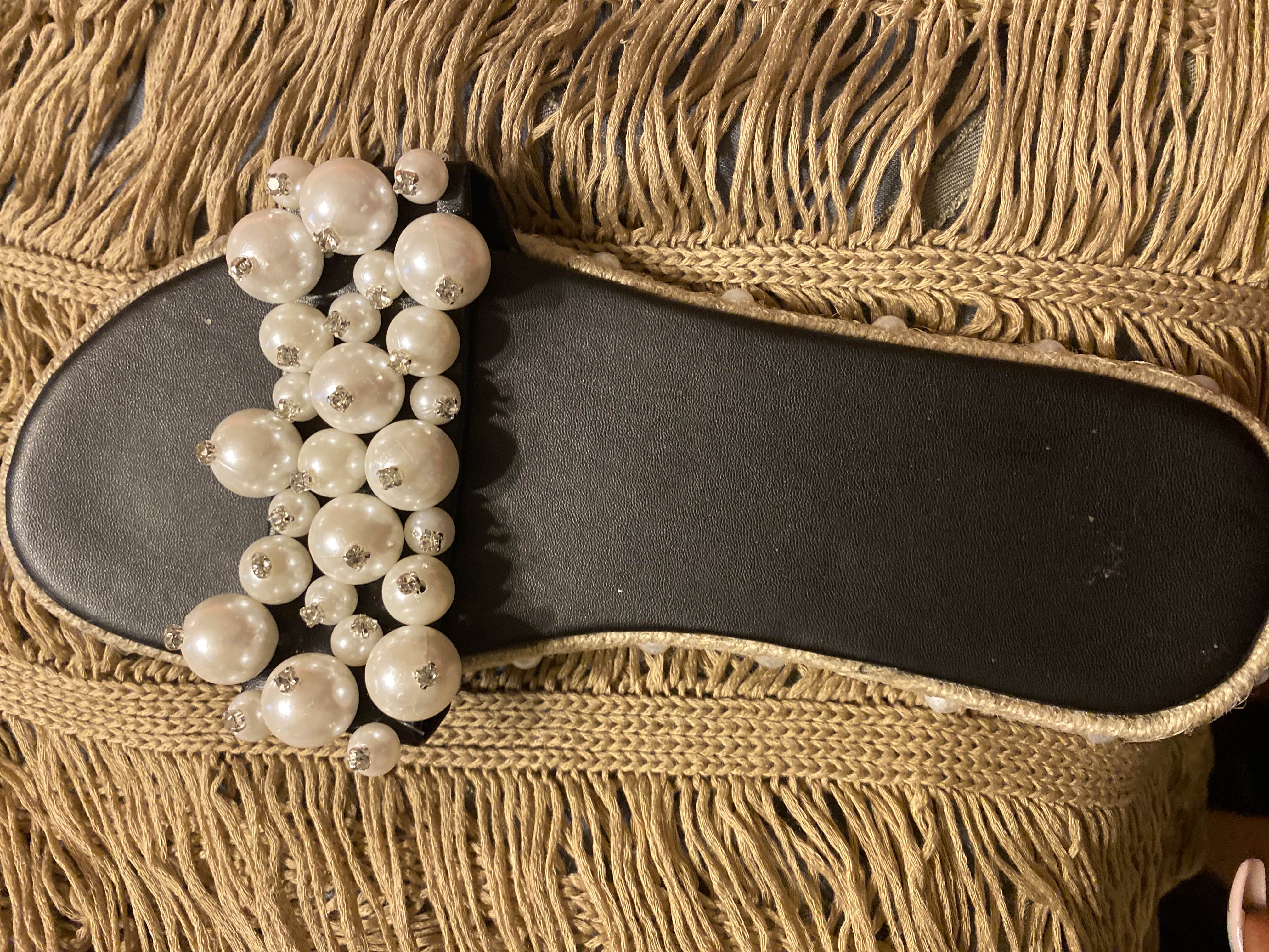 Beaded Rhinestone Decor Open Toe Slippers