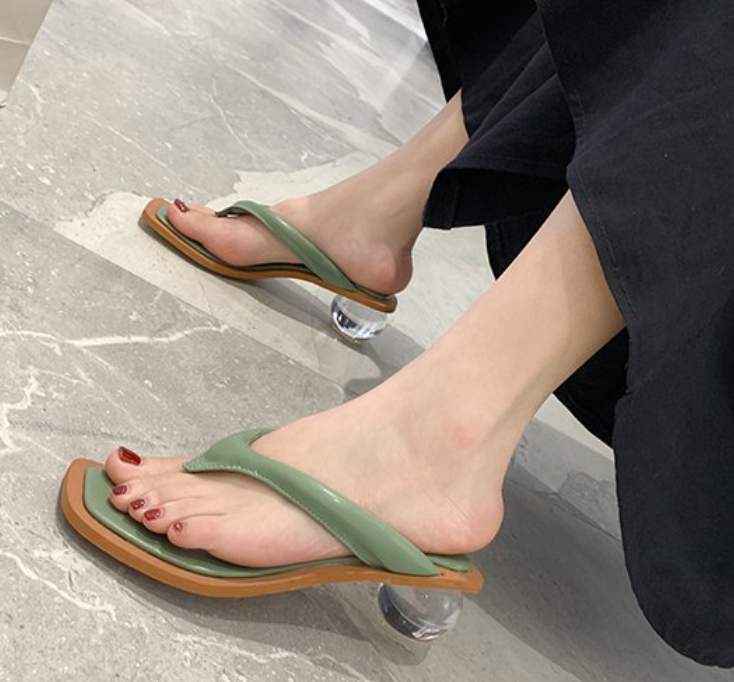 Square Toe Clear Chunky Flip Flops