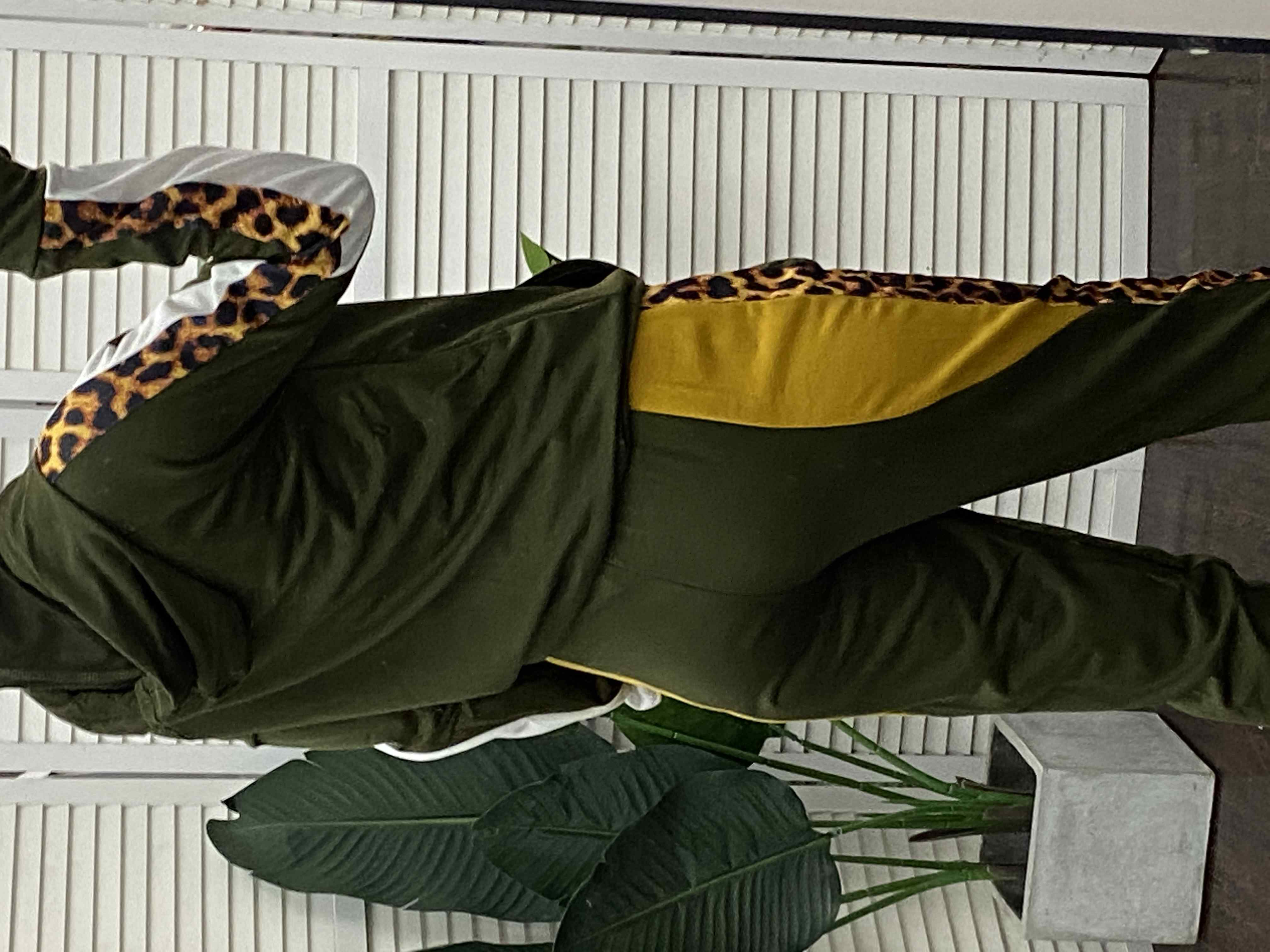 Colorblock Drawstring Design Zipped Top & Pant Sets