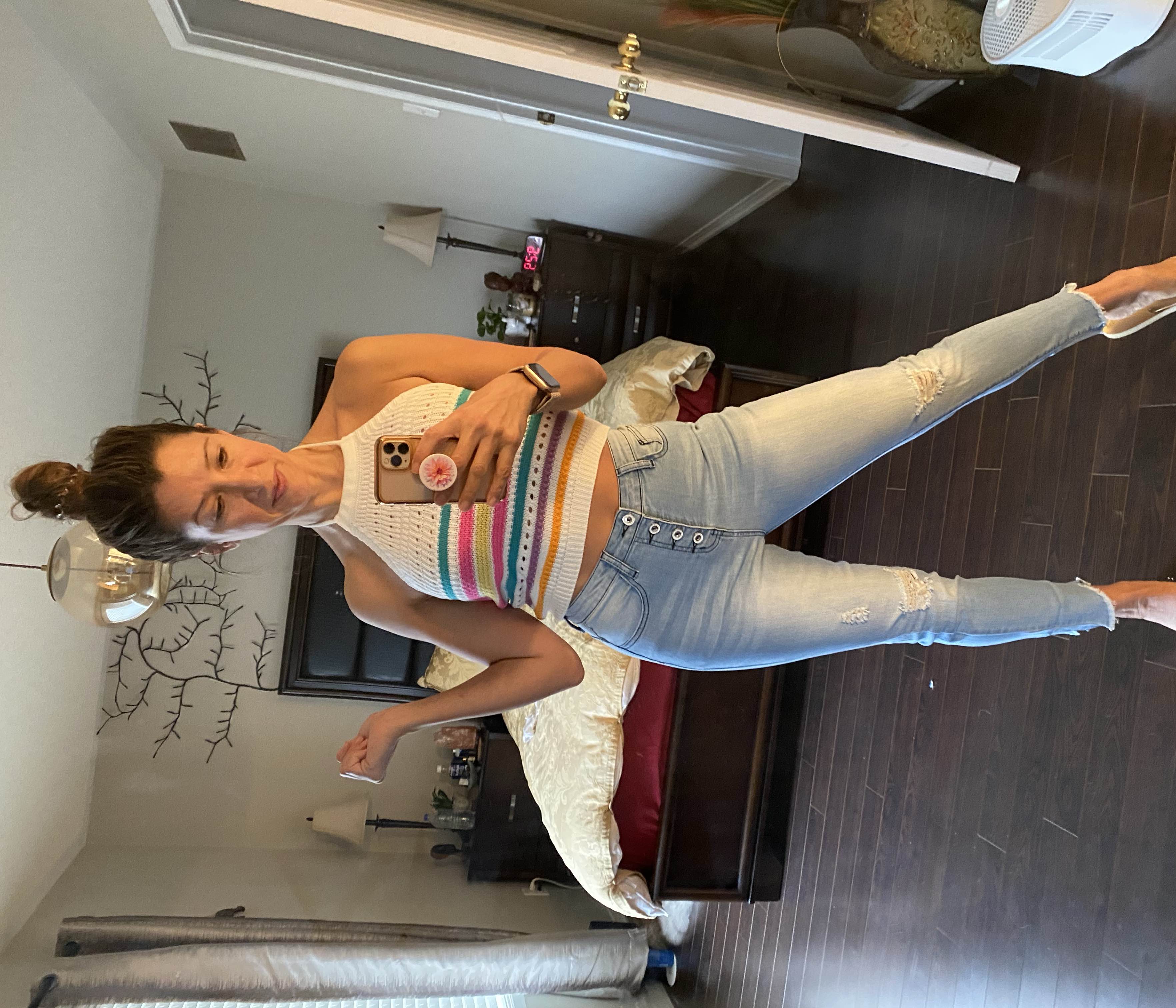 Buttoned Pocket Design Ripped Cutout Denim Pants