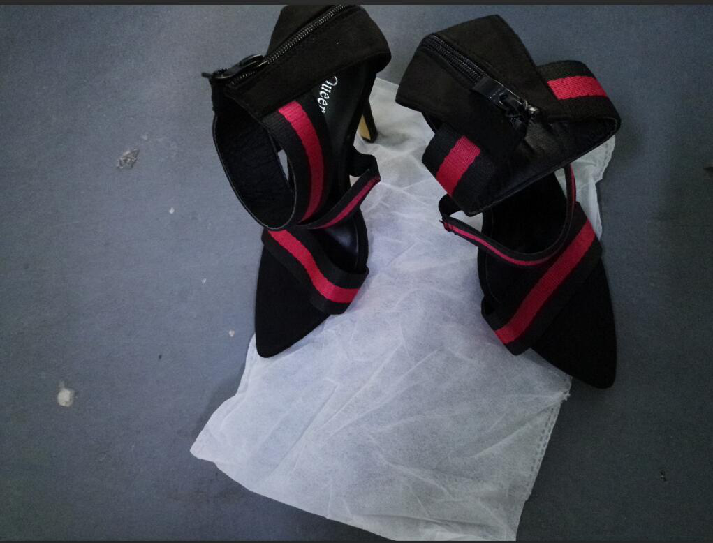 Contrast Color Strap Thin Heeled Sandals