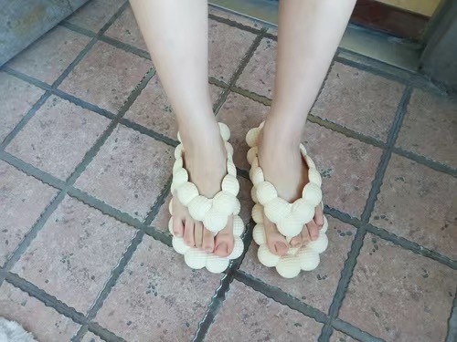 Outdoor Soft Bubble Flip Flops