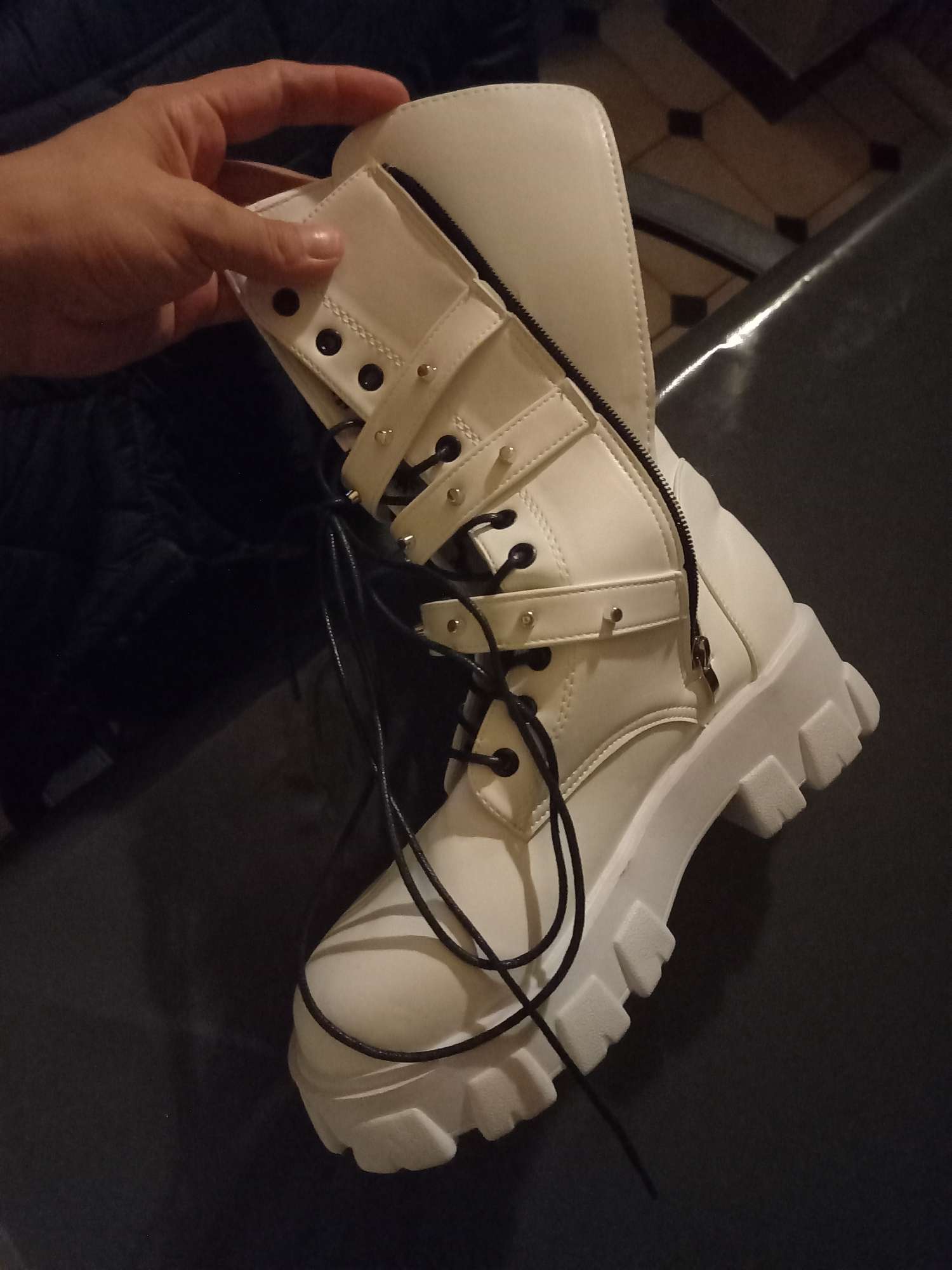 Eyelet Buckled Zipper Design Platform Boots