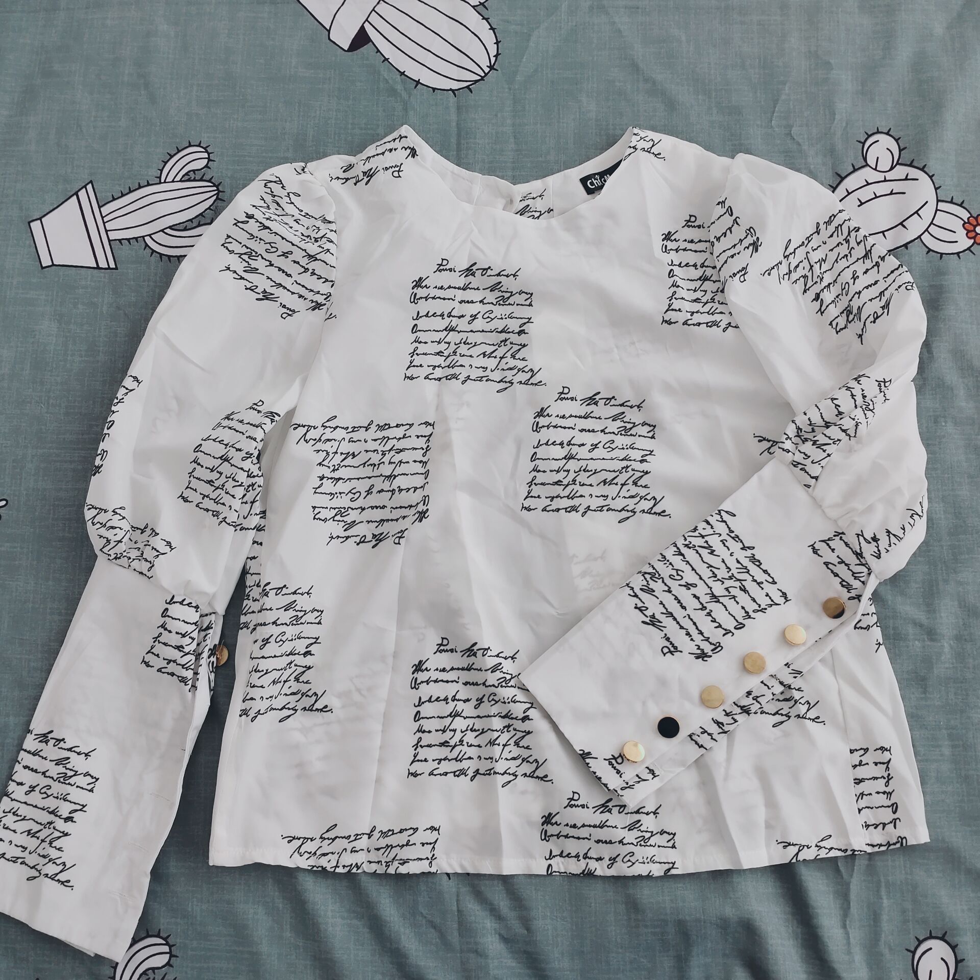 Letter Print Buttoned Long Sleeve Top
