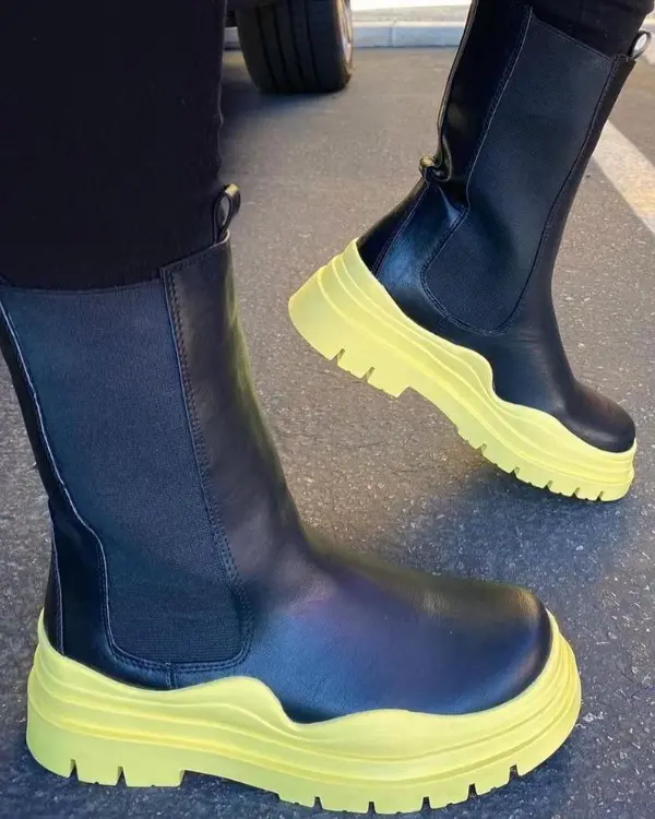 Platform Round Toe Martin Boots